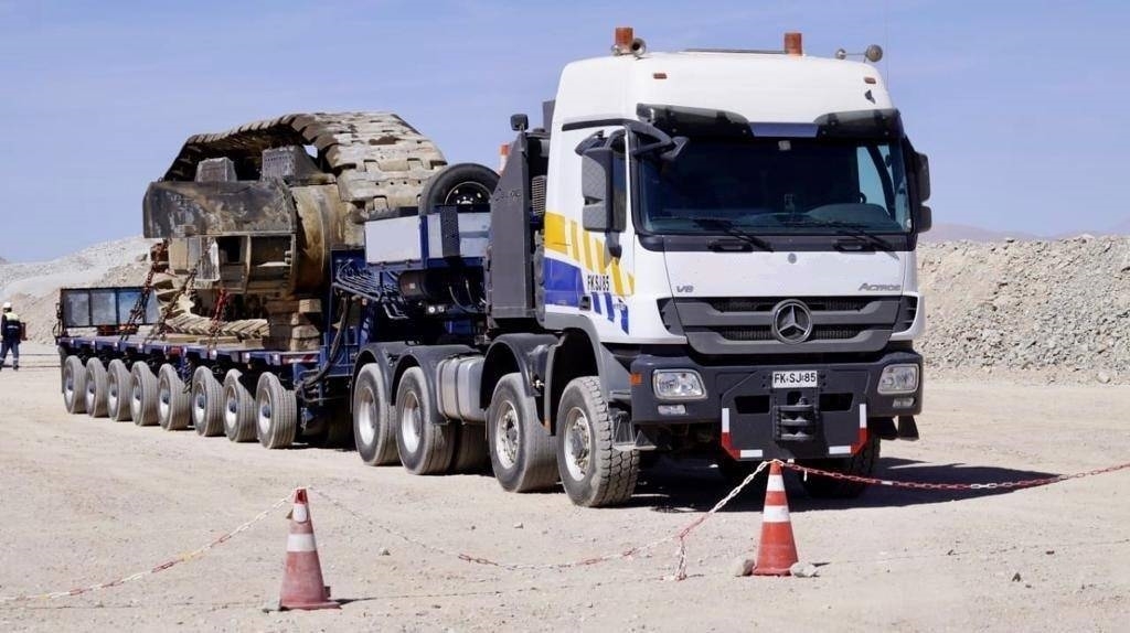 Mercedes-Benz 4151 (8x6) - Ries equipment
